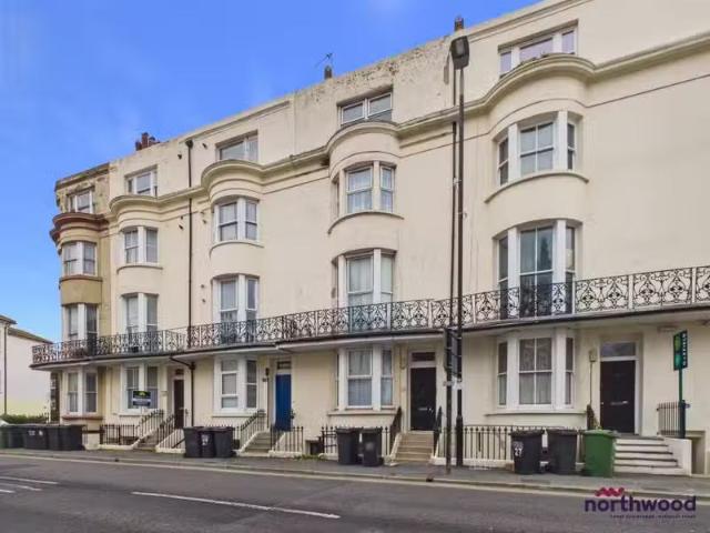 Rental! 1 BA 1 bedroom flat for rent in Cavendish Place, Town.