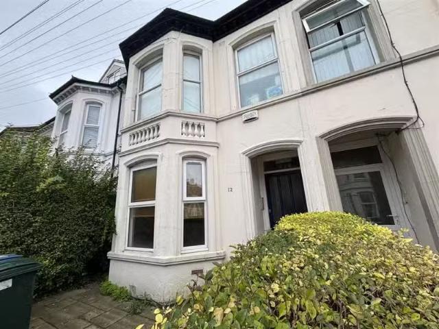 Cozy 1 BA 1 bedroom flat for rent in Chester Street, Coundon.