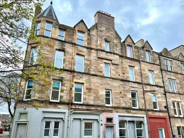 Deal! 1 BA 1 bedroom flat for rent in Balfour Street, Leith, E.