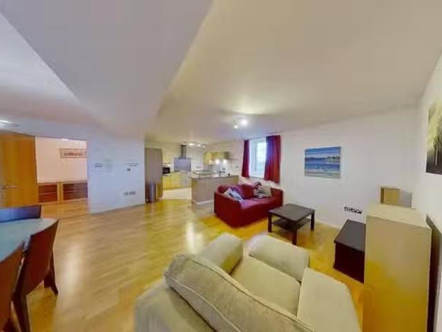 Cozy 1 BA 1 bedroom flat for rent in Breadalbane Street, Edinb.