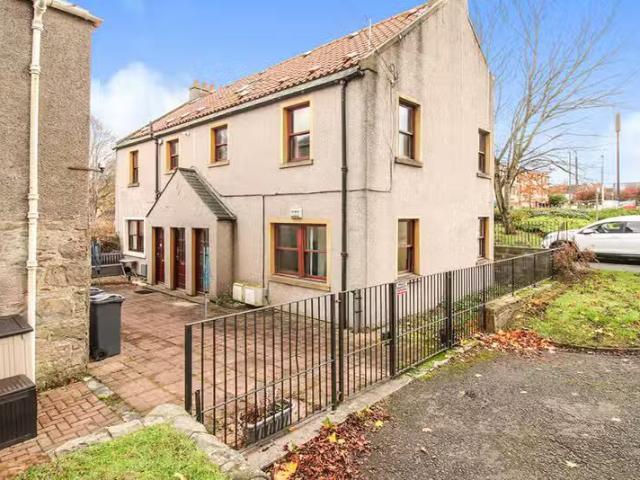 New 1 BA 1 bedroom flat for rent in Main Street, Balerno, Midl.