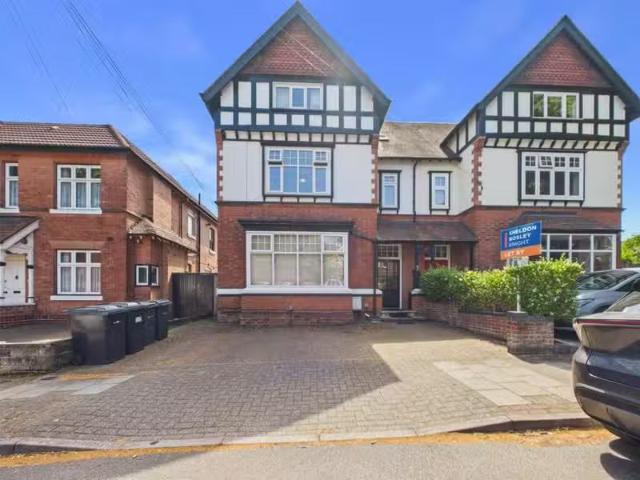 Deal! 1 BA 1 bedroom flat for rent in Malvern Road, Abirds Gre.