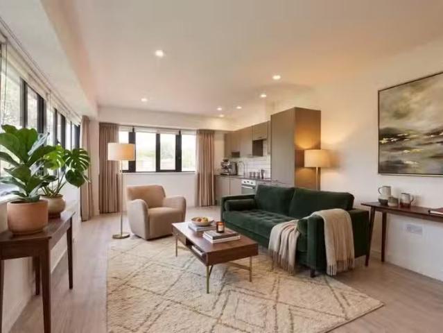 Cozy 1 BA 1 bedroom flat for rent in Southernhay Gardens, Exet.
