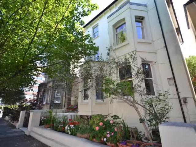 Deal! 1 BA 1 bedroom flat for rent in Selborne Road, Hove, BN3