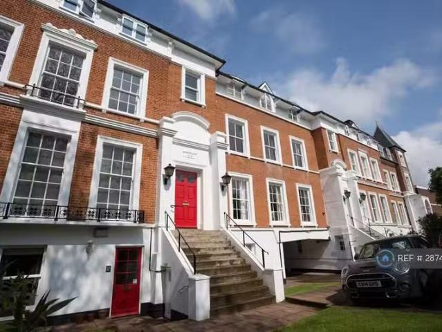 Cheap 1 BA 1 bedroom flat for rent in Regents Court, Beckenham.