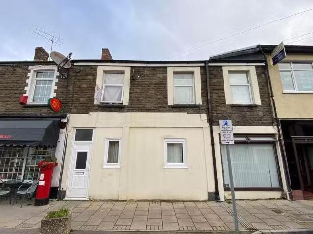 Cheap 1 BA 1 bedroom house of multiple occupation for rent in.