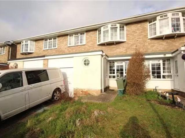 Nice 1 BA 1 bedroom house share for rent in Lynwood, Guildford.