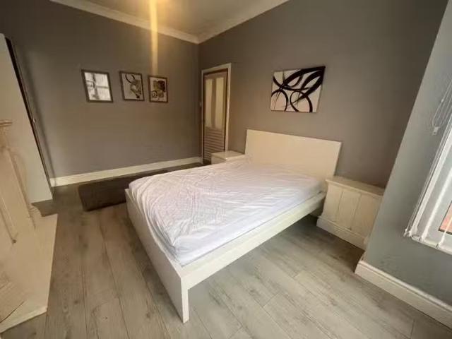 Cheap 1 BA 1 bedroom house share for rent in Wellington Road.
