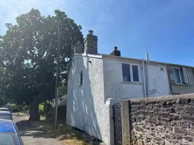 Just in! 1 BA 1 bedroom semi detached house for rent in Oakwoo.