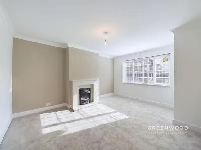 New 1 BA 2 bedroom maisonette for rent in Taylor Court, Colche.