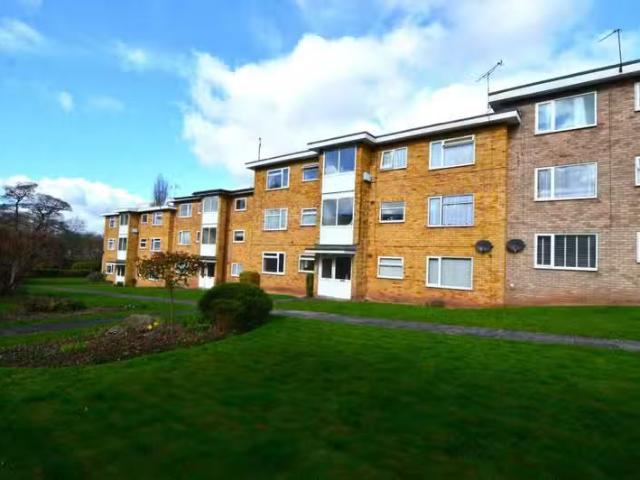 Deal! 1 BA 2 bedroom apartment for rent in Simon Close, Nuneat.