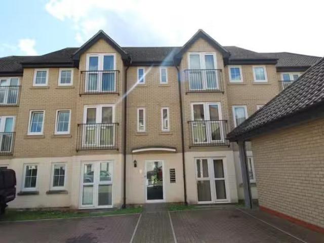 Cheap 1 BA 2 bedroom apartment for rent in Spindle Drive, Thet.
