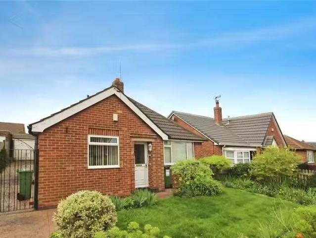 Cheap 1 BA 2 bedroom Detached Bungalow to rent, Watergate Lane.