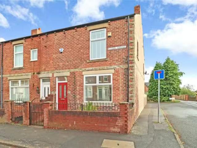 Cozy 1 BA 2 bedroom End Terrace House to rent, Ethel Terrace.