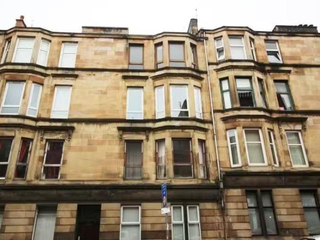 Cozy 1 BA 2 bedroom flat for rent in Cathcart Road, Glasgow, G42