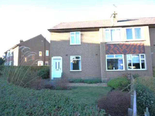 Cozy 1 BA 2 bedroom flat for rent in Crewe Crescent, Pilton, E.