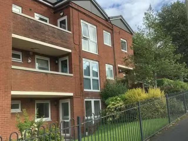 Deal! 1 BA 2 bedroom flat for rent in Greenbank, Chorley New R.