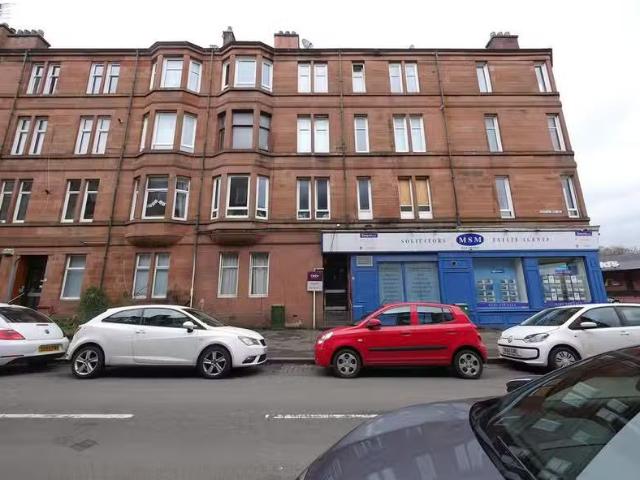 Nice 1 BA 2 bedroom flat for rent in Fairlie Park Drive, Glasg.
