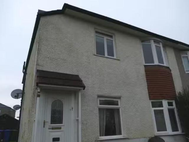 For Rent! 1 BA 2 bedroom flat for rent in Innerwick Drive, G52
