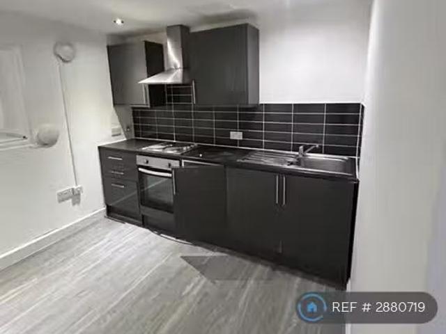 Nice 1 BA 2 bedroom flat for rent in Manor Row, Bradford, BD1