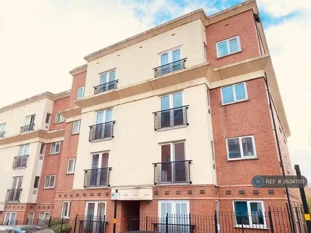 Cozy 1 BA 2 bedroom flat for rent in Sterling Court, Birmingha.