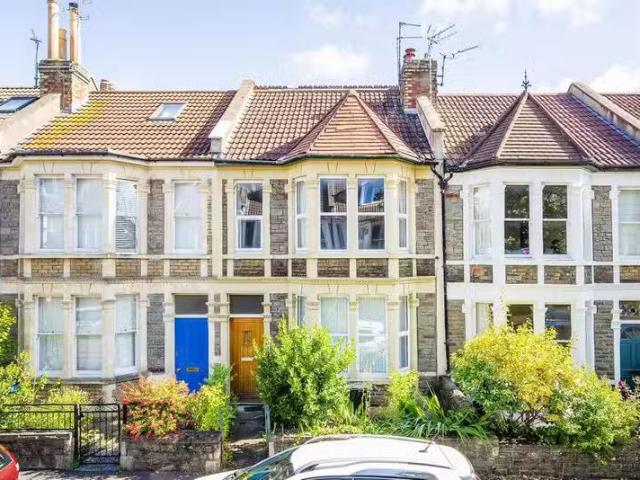 Rental! 1 BA 2 bedroom flat for rent in TFF, St Albans Road, W.