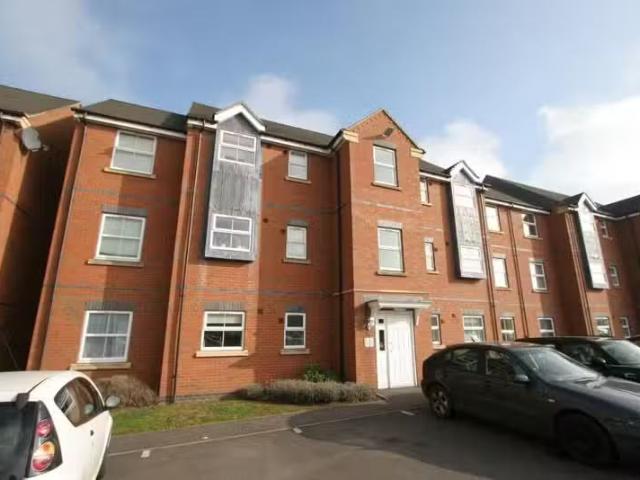 Cheap 1 BA 2 bedroom flat for rent in Trinity Street, Loughbor.
