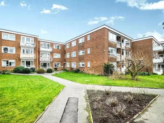 Deal! 1 BA 2 bedroom Flat to rent, Chilston Road, Tunbridge We.