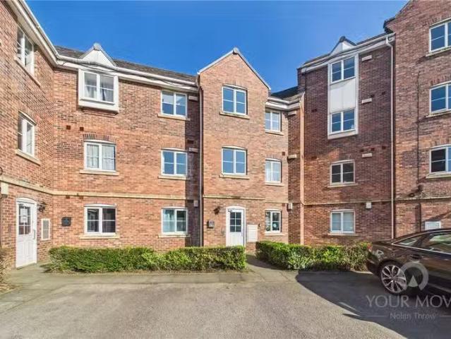 Deal! 1 BA 2 bedroom Flat to rent, Henry Bird Way, Northampton.