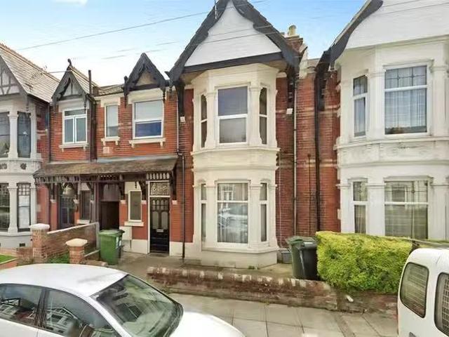 For Rent! 1 BA 2 bedroom Flat to rent, Oriel Road, Portsmouth.