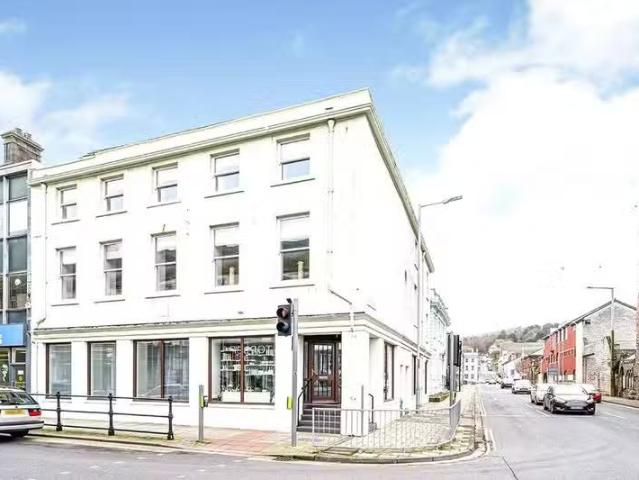 Rental! 1 BA 2 bedroom Flat to rent, Scotch Street, Whitehaven.