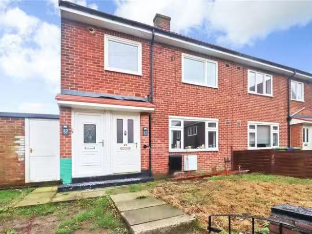 Cheap 1 BA 2 bedroom Flat to rent, Sefton Square, Sunderland.