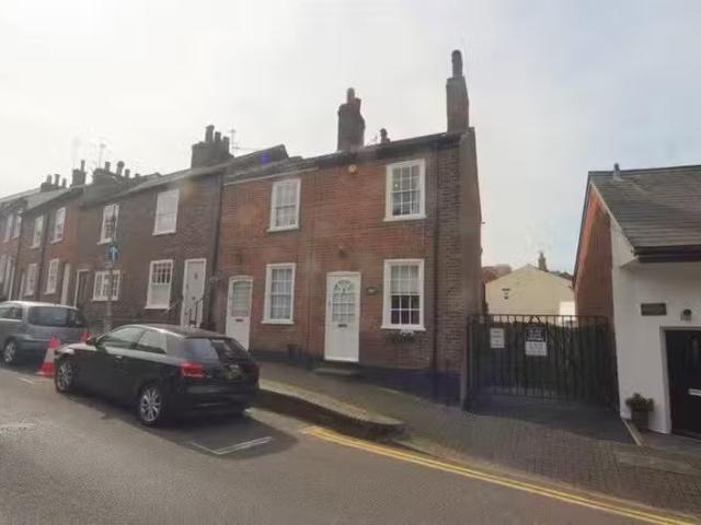 Charming 1 BA 2 bedroom house for rent in Spencer Street, St A.