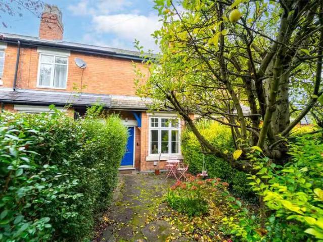 For Rent! 1 BA 2 bedroom house for rent in Tudor Terrace, Rave.