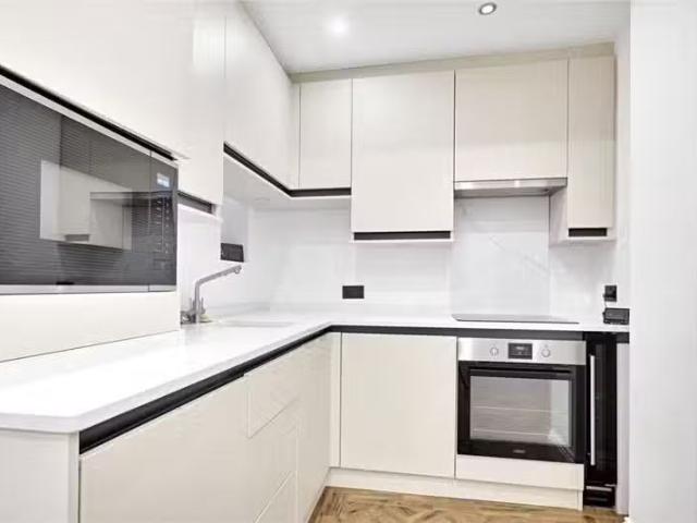 Just in! 1 BA 2 bedroom semi detached house for rent in Smith.