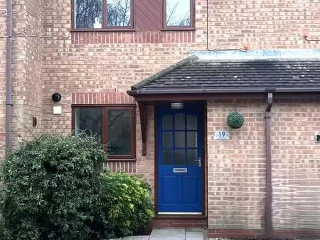 Deal! 1 BA 2 bedroom terraced house for rent in Lydstep Close.