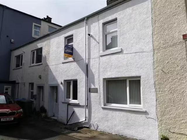 Deal! 1 BA 2 bedroom terraced house for rent in Sunnyside, Cha.