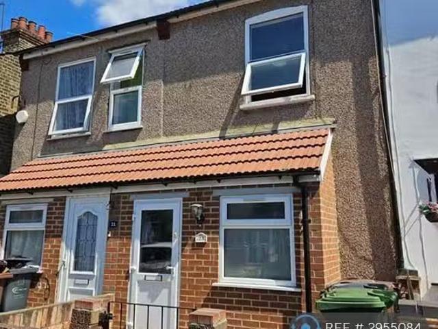 Unique 1 BA 2 bedroom terraced house for rent in Sparsholt Roa.