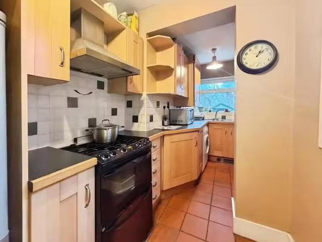 Just in! 1 BA 2 bedroom terraced house for rent in Watson Stre.