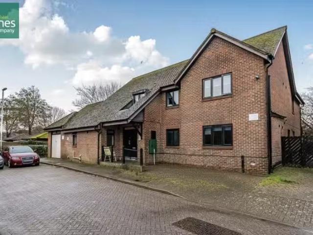 Just in! 1 BA House share for rent in Shetland Court, Worthing.