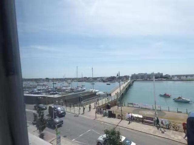 Deal! 1 BA Studio flat for rent in Adur Views, High Street, Sh.