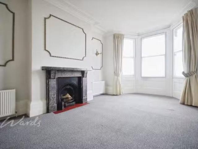 Nice 1 BA Studio flat for rent in Paragon Ramsgate CT11