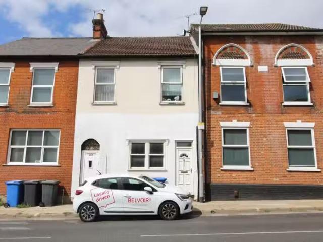 Deal! 1 BA Studio flat for rent in Woodbridge Road, Ipswich, IP4