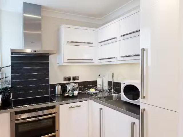 Just in! 1 BA Studio flat for rent in Wellington Street, Cambr.