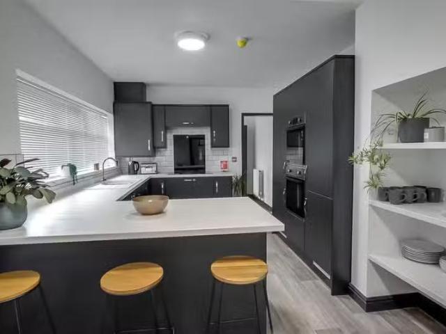Unique 1 bedroom town house for rent in North Lodge Terrace, D.
