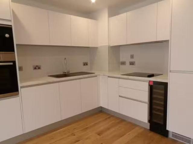 Unique 1 bedroom apartment for rent in Arden Gate, B15