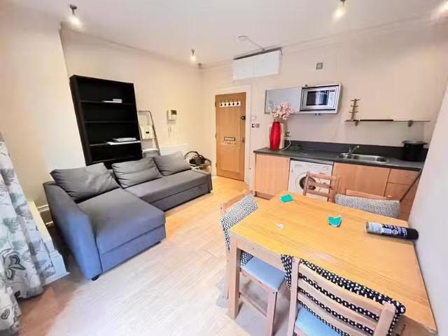 Cheap 1 bedroom apartment for rent in Edmund Street, Birmingha.