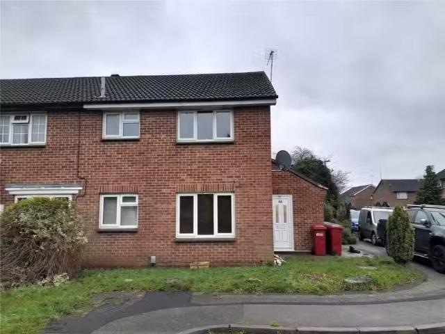 New 1 bedroom End Terrace House to rent, Fotheringay Gardens.