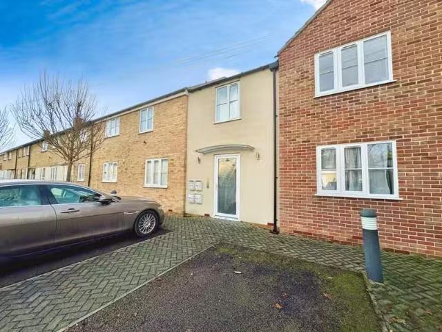 Charming 1 bedroom flat for rent in Ellesmere Road, Cambridge.