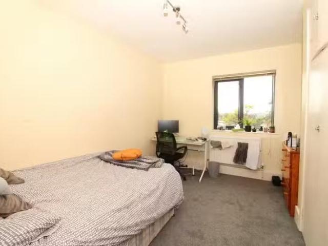 Cheap 1 bedroom flat for rent in Harper House, Bristol HARP8.